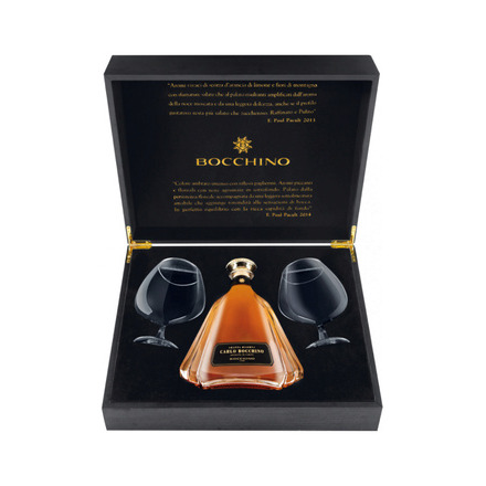 Граппа Carlo Bocchino Grappa Riserva цена 0,7 л в коробке с 2 бокалами 45040 руб., купить Карло ...